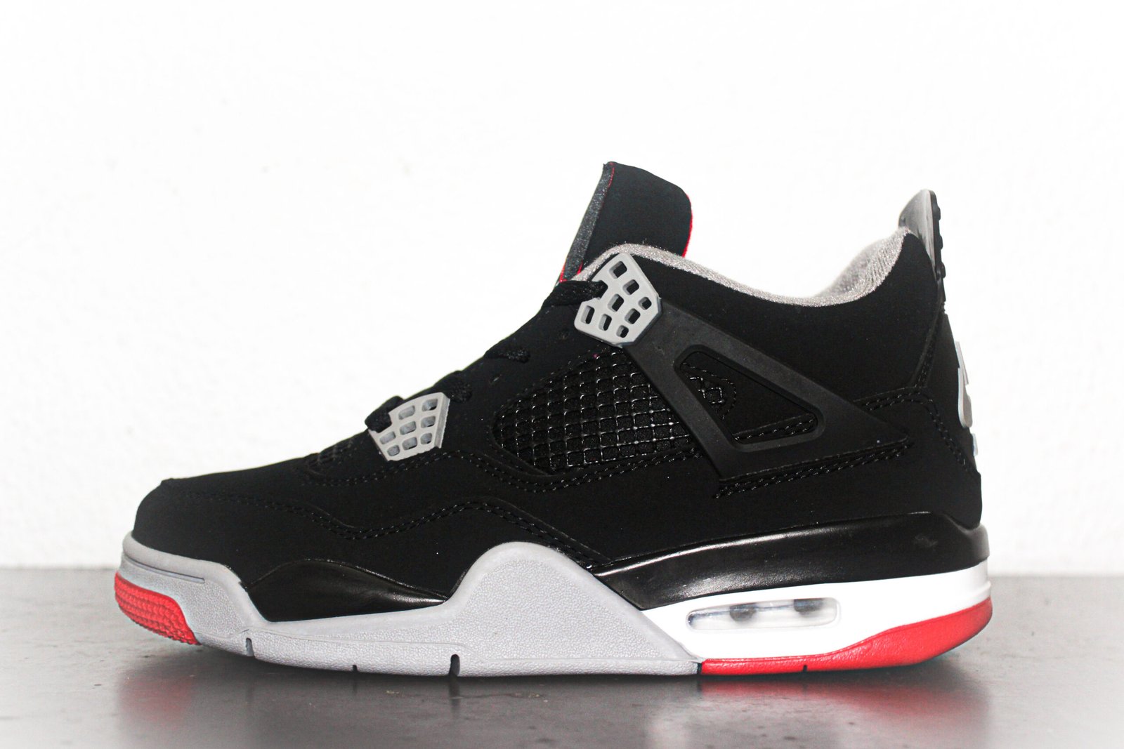 Air Jordan 4 Retro Bred In Sri Lanka